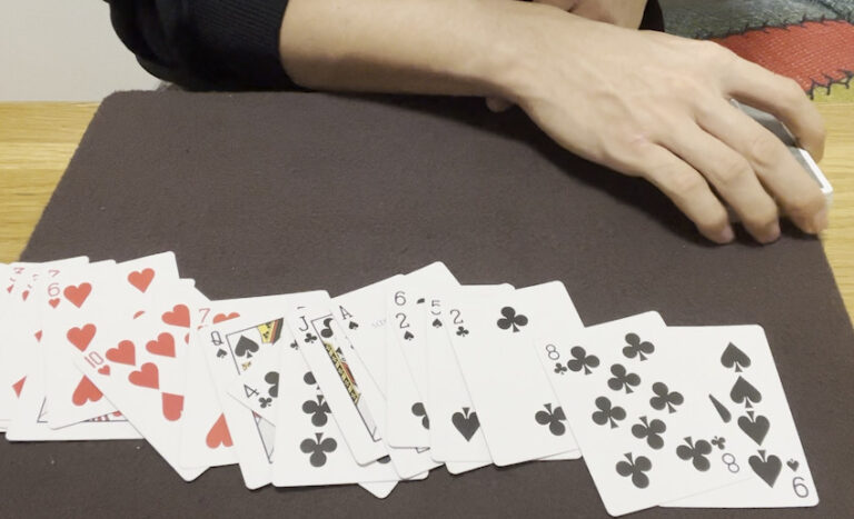 アウト・オブ・ディス・ワールド | 観客による赤と黒の分離 | TANECOLE MAGIC