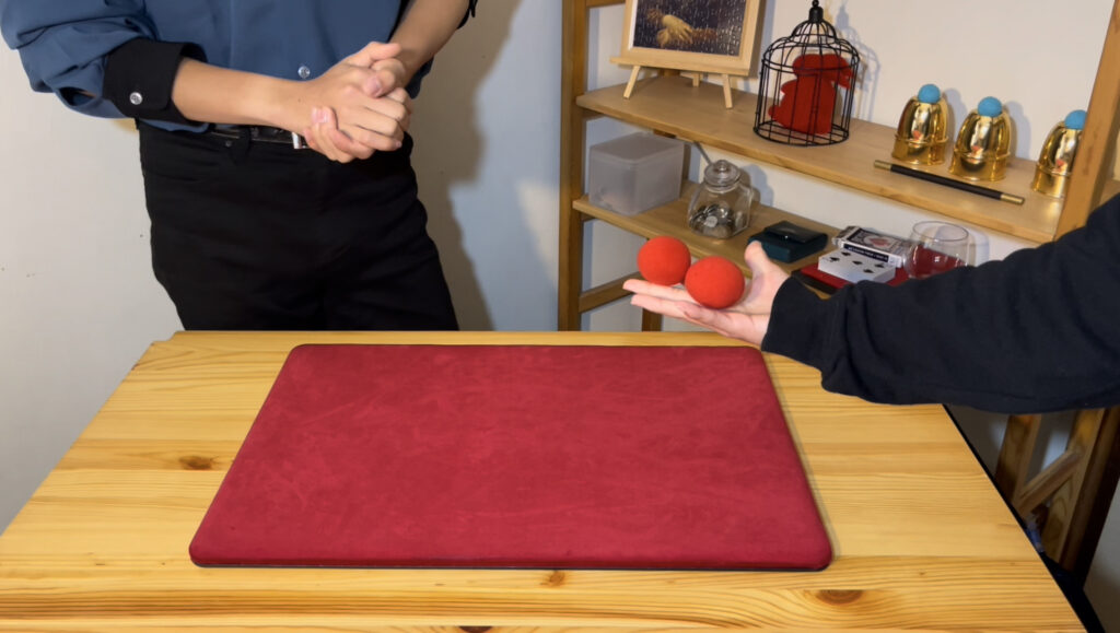 スポンジボール | ボールが移動する王道マジック | TANECOLE MAGIC