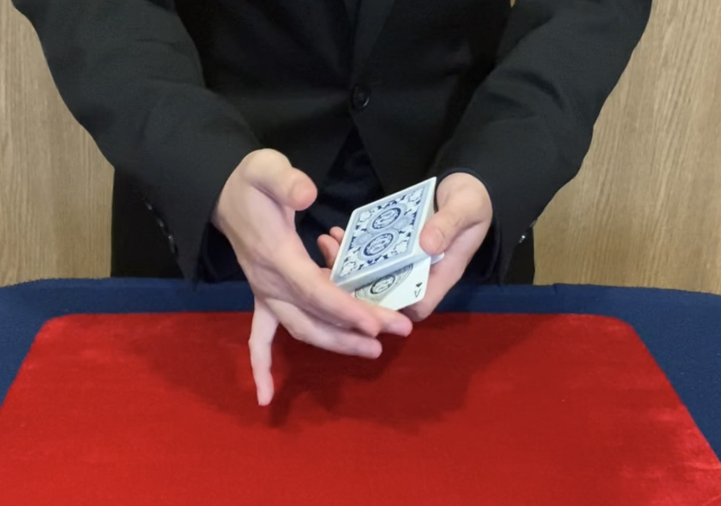 【カードマジックテクニック解説】クラシックパスのやり方・コツ | TANECOLE MAGIC