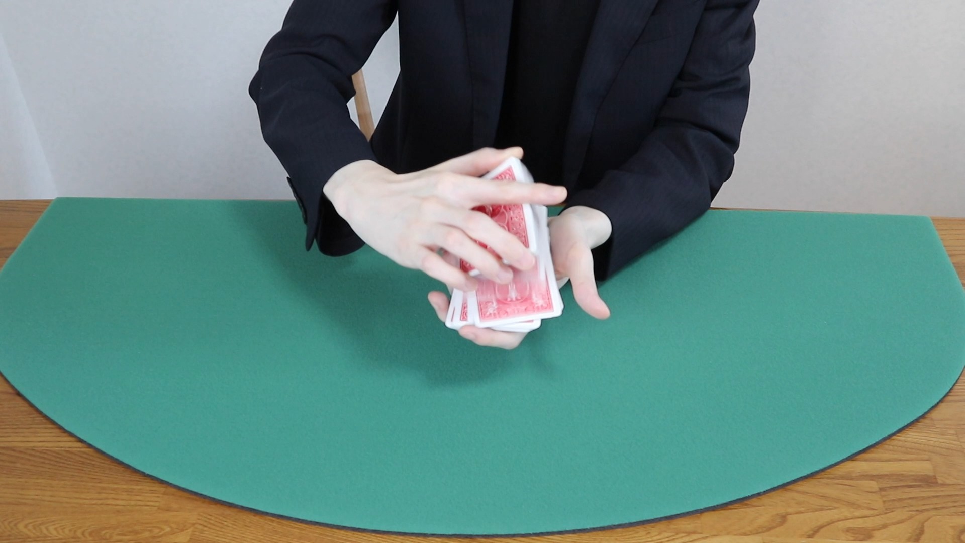 ワイルド・ゲス｜2重3重に驚く衝撃のカード当て | TANECOLE MAGIC