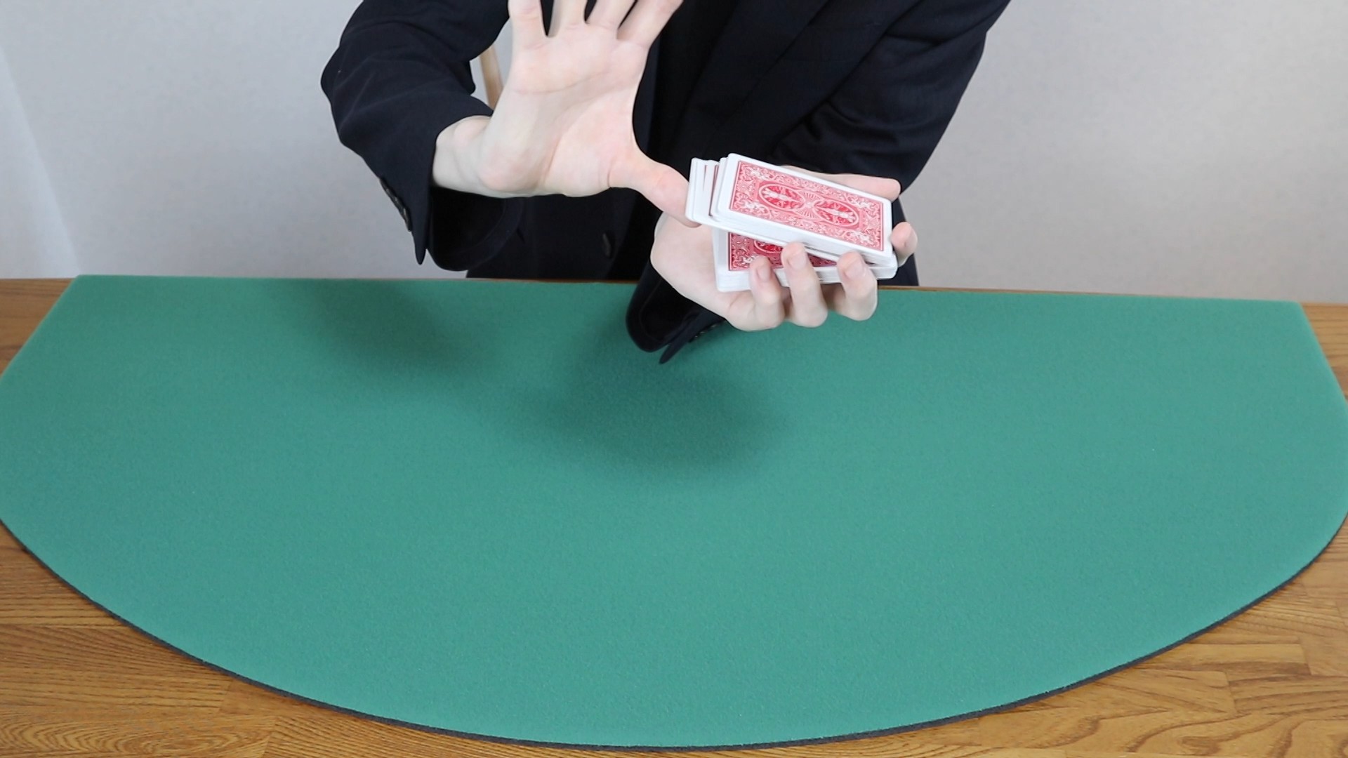 ワイルド・ゲス｜2重3重に驚く衝撃のカード当て | TANECOLE MAGIC