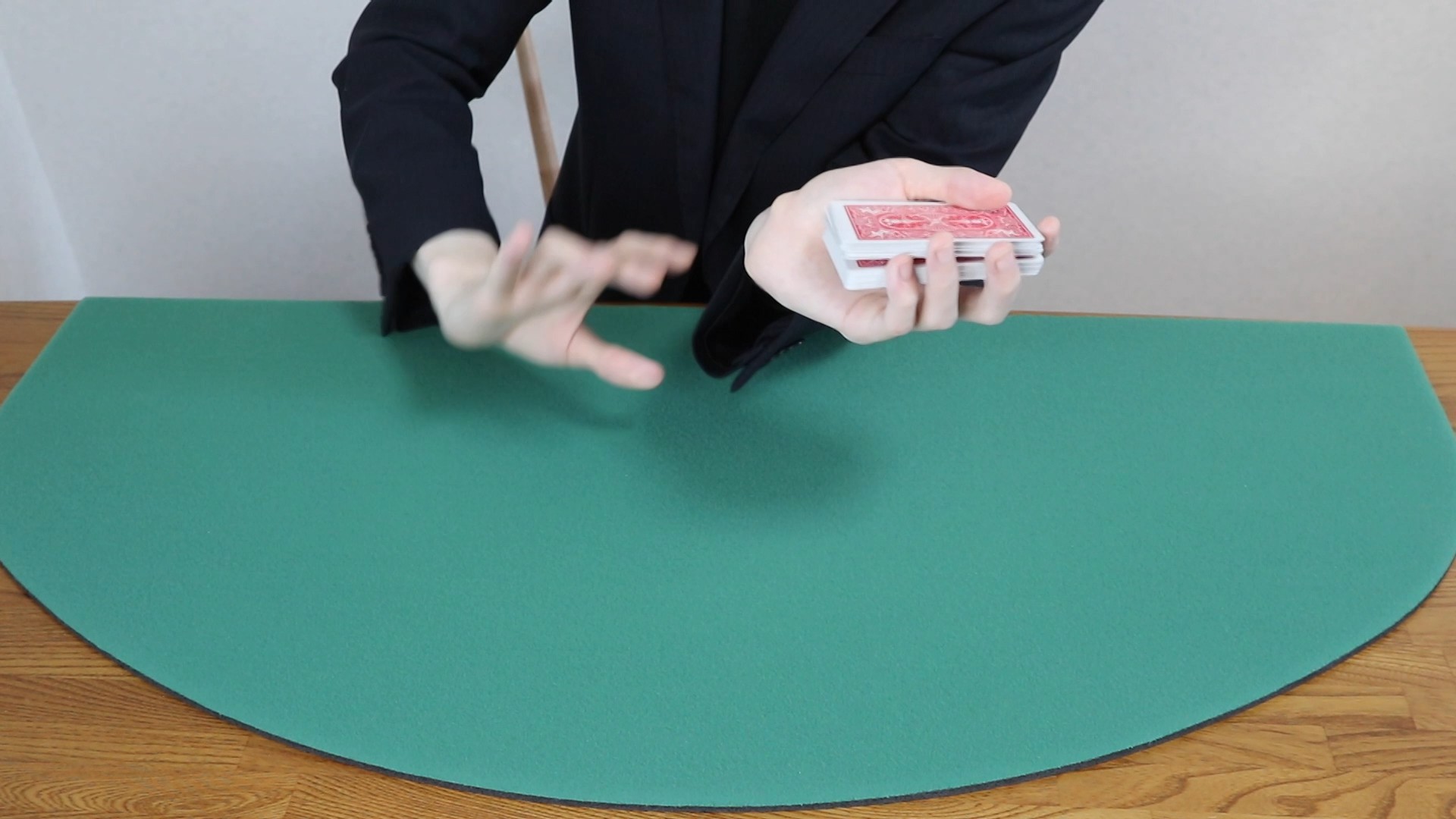 ワイルド・ゲス｜2重3重に驚く衝撃のカード当て | TANECOLE MAGIC