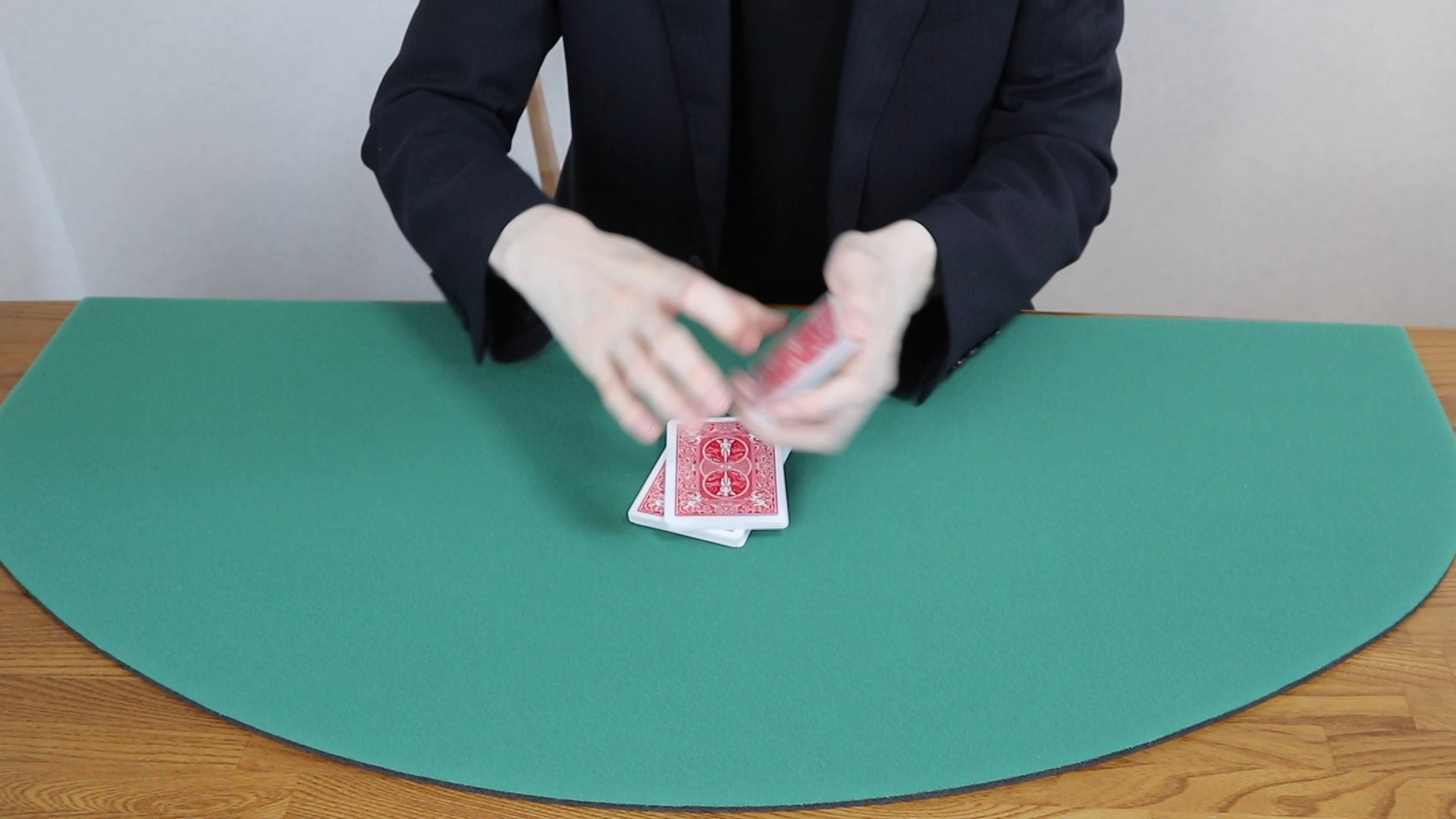 ワイルド・ゲス｜2重3重に驚く衝撃のカード当て | TANECOLE MAGIC