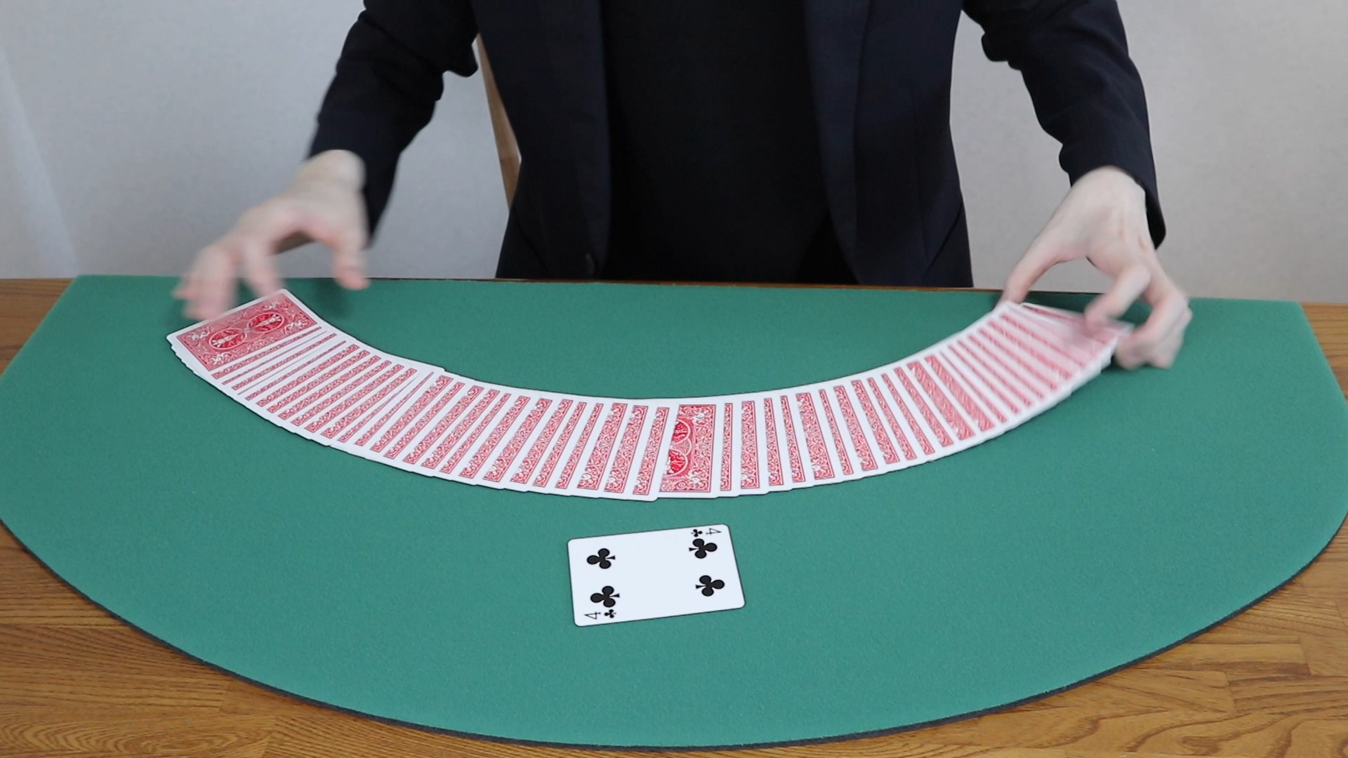 ワイルド・ゲス｜2重3重に驚く衝撃のカード当て | TANECOLE MAGIC