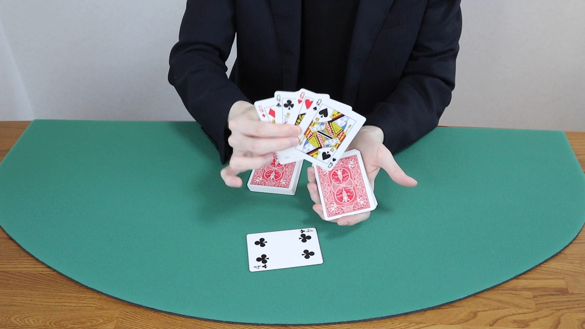 ワイルド・ゲス｜2重3重に驚く衝撃のカード当て | TANECOLE MAGIC