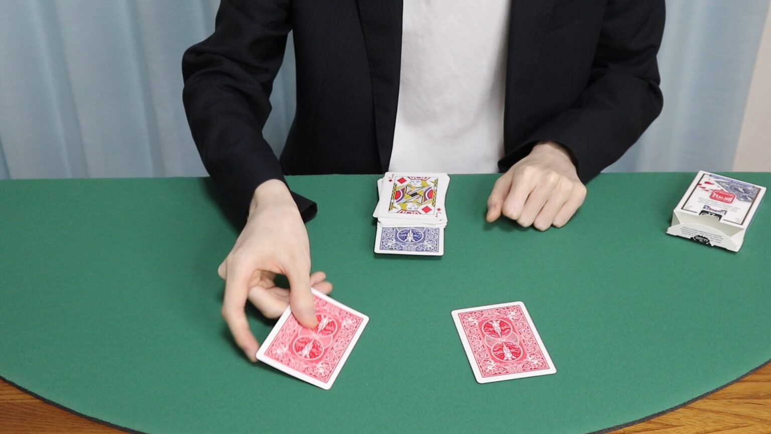 カラーチェンジング・デック｜デックの色が変わる名作マジック | TANECOLE MAGIC